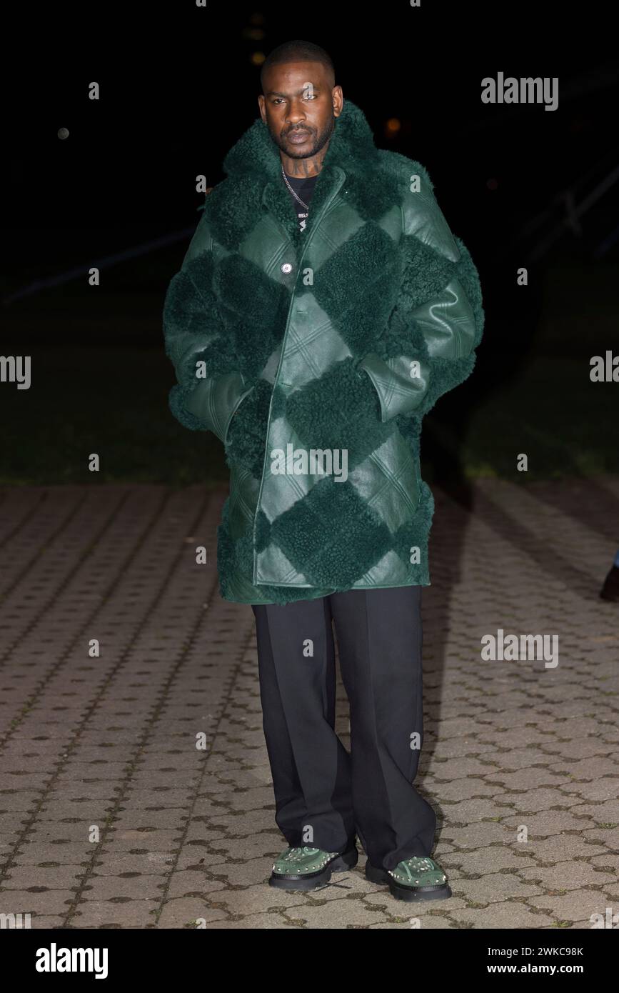 Skepta poses for photographers upon arrival at the Burberry Winter 2024 ...