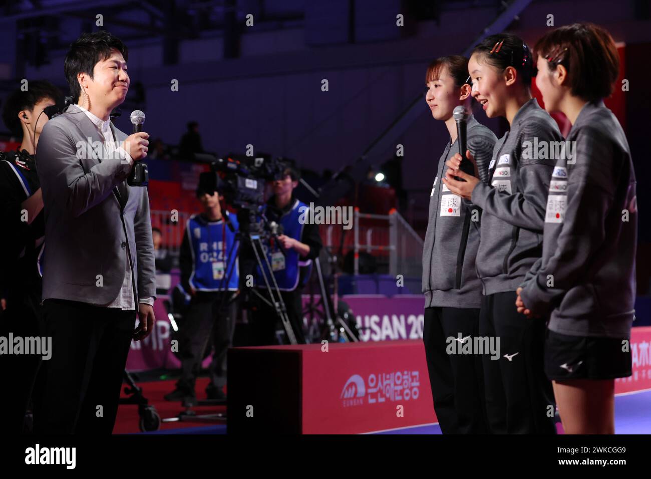 (L to R) Jun Mizutani, Hina Hayata, Miwa Harimoto, Miu Hirano (JPN ...