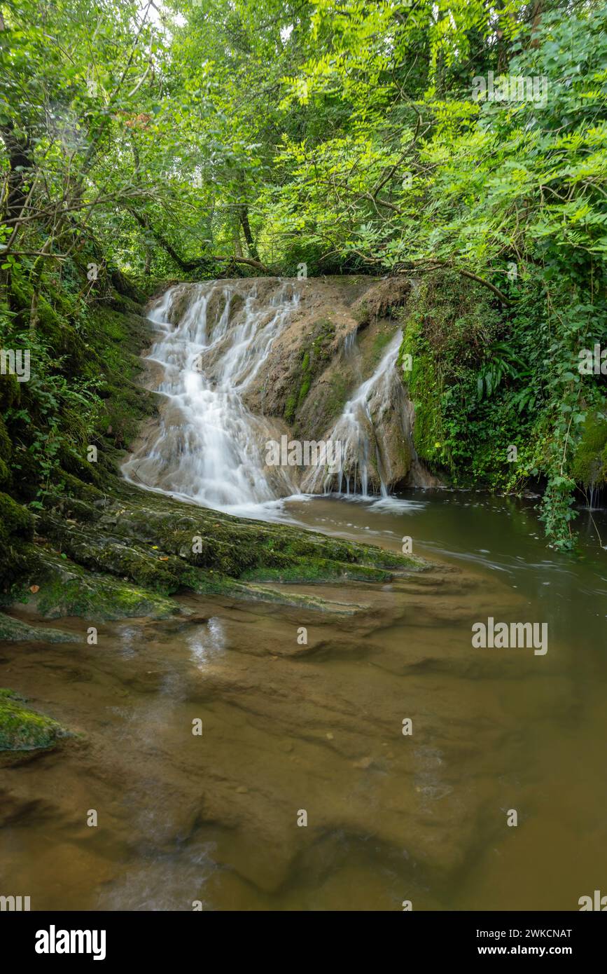 Waterfall Cascade d'Autoire near Autoire in French highlands ...