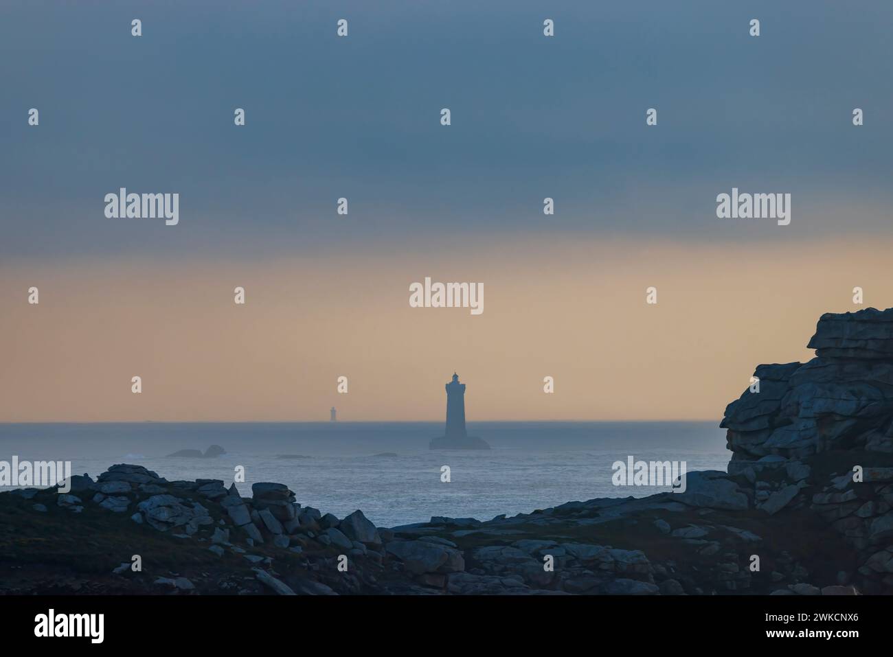 Phare du four france hi-res stock photography and images - Alamy