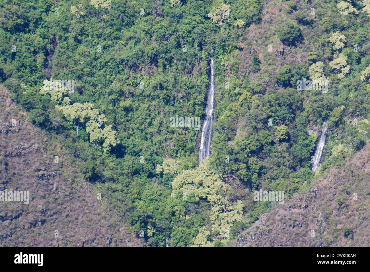 Journey adventure scenic winding road hi-res stock photography and ...