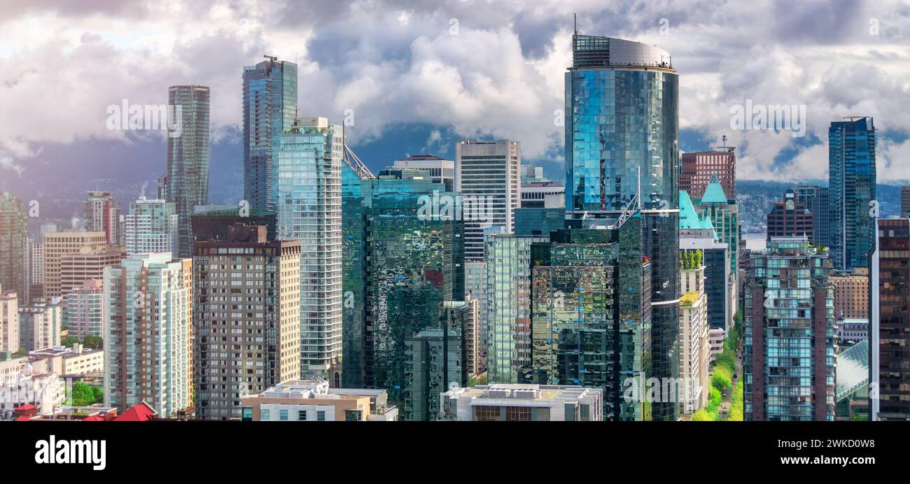 Vancouver aerial waterfront hi-res stock photography and images - Alamy