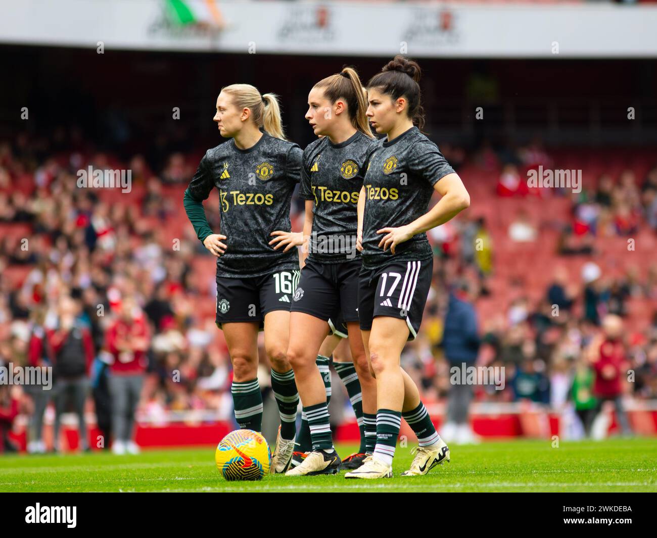 Ella chamberlain hi-res stock photography and images - Alamy