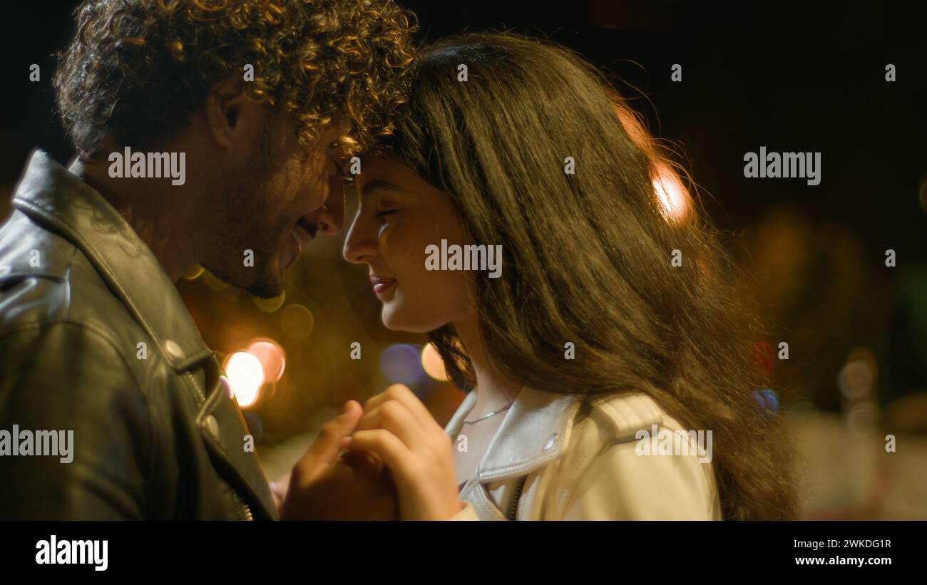 Romantic newlyweds slow dancing hi-res stock photography and images - Alamy