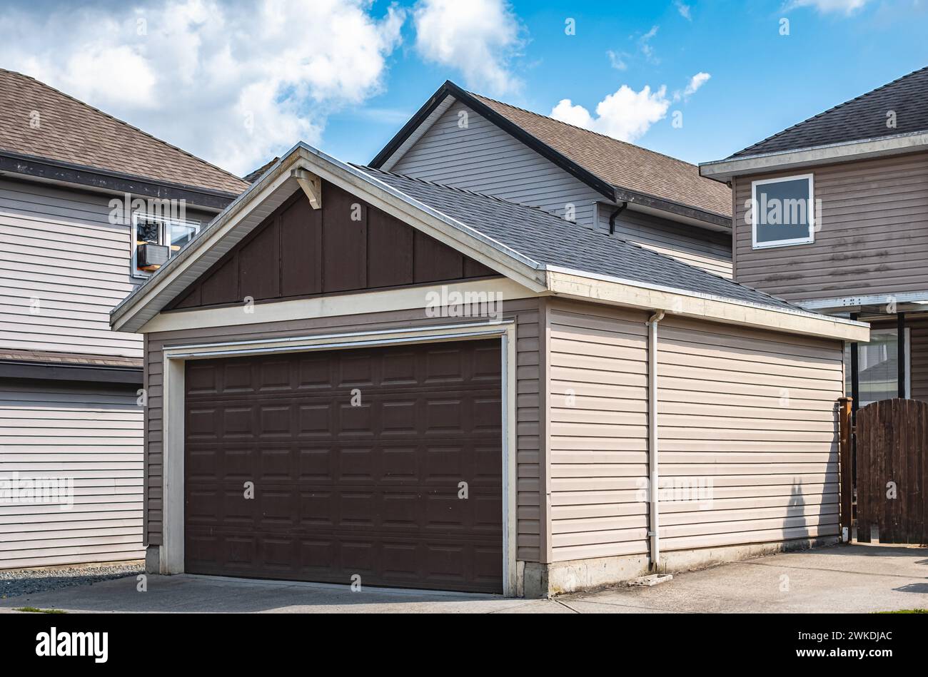 Parking in front of driveway hi-res stock photography and images - Alamy