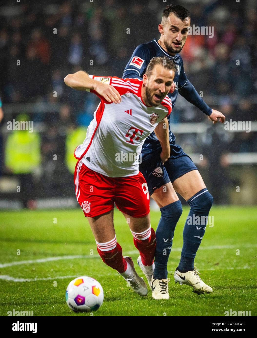 Bochum, Germany. 18th Feb 2024. Harry Kane (Muenchen) Erhan Masovic ...