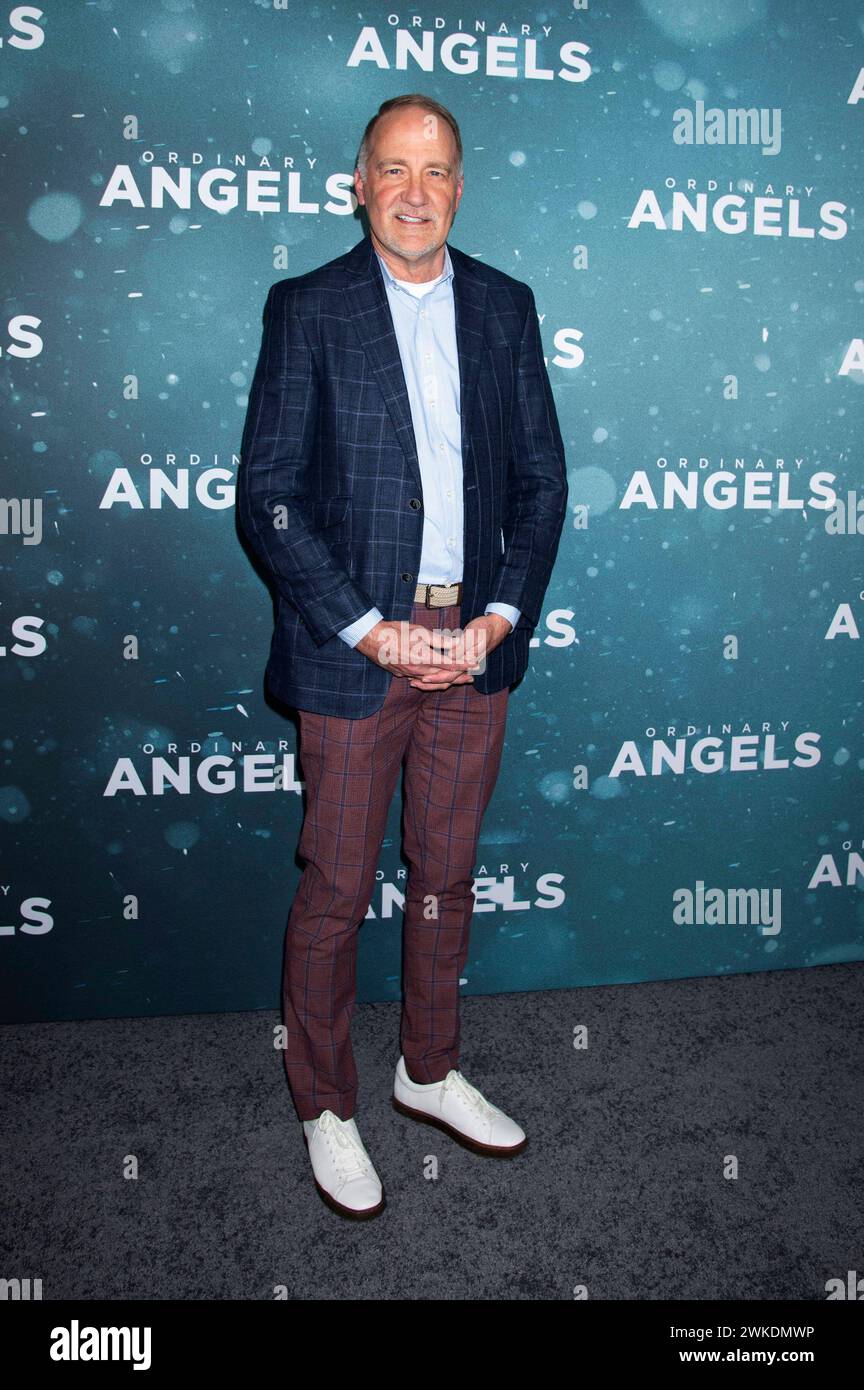 Dave Stone bei der Premiere des Kinofilms Ordinary Angels im SVA ...