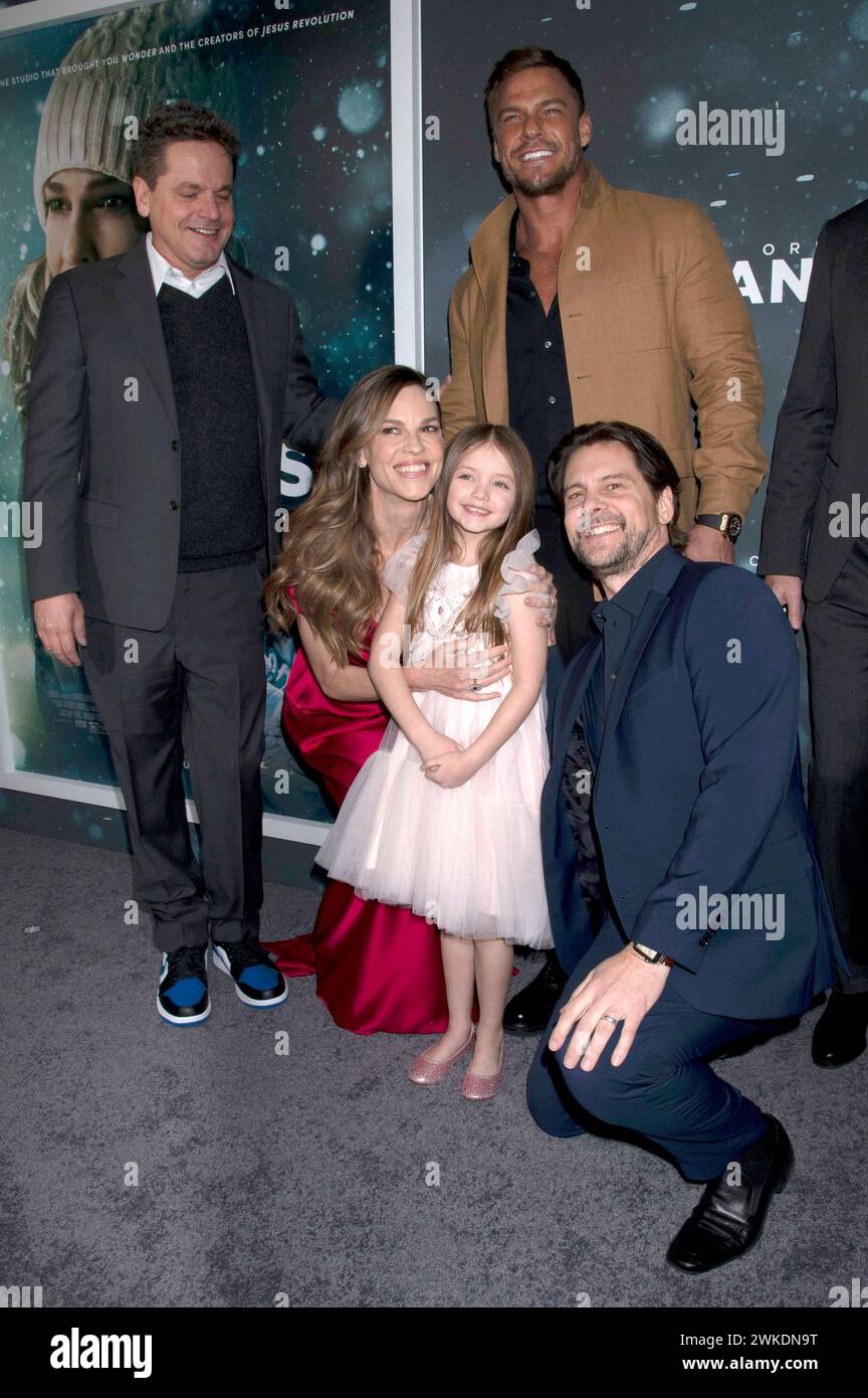 Kevin Downes, Hilary Swank, Emily Mitchell, Alan Ritchson und Jon Gunn ...