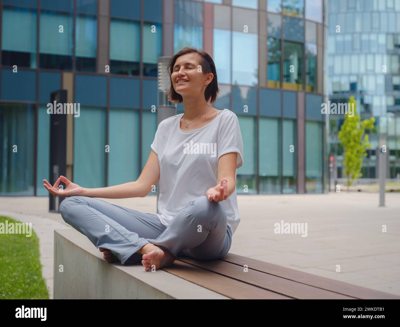 De-stress, unwind idea. peaceful female freelance employee practicing ...