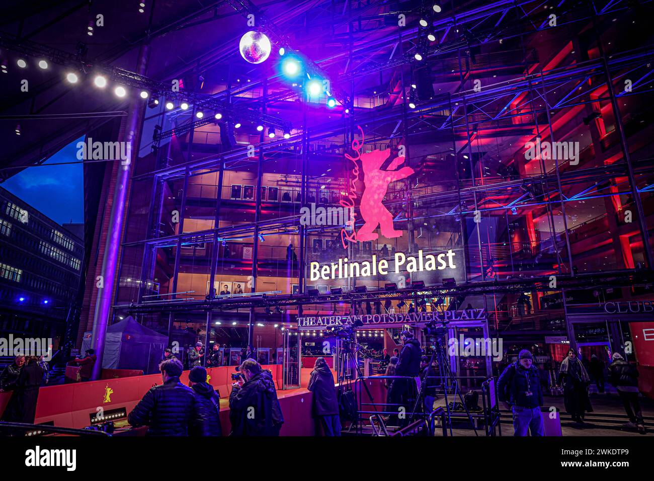 Shooting Stars 74. Internationale Filmfestspiele Berlin Übersicht / Feature / Außenansicht ...