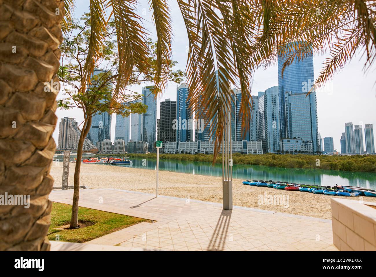 Uae summer hi-res stock photography and images - Alamy
