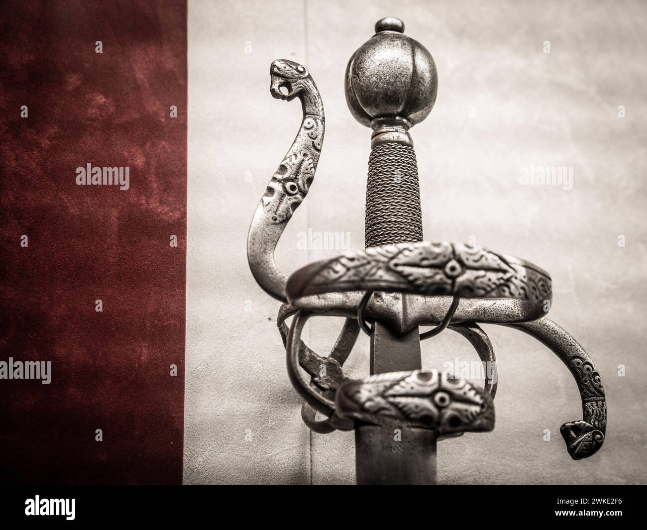 bow sword hilt, Solingen Germany, 17th century, Álava Armory Museum ...