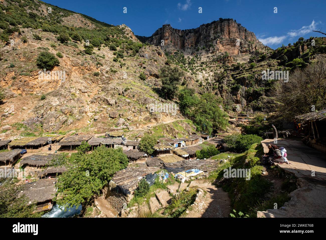 Fuentes de Oum Rabia, Zaouia de Ifrane, Atlas Medio,, Marruecos, Africa ...