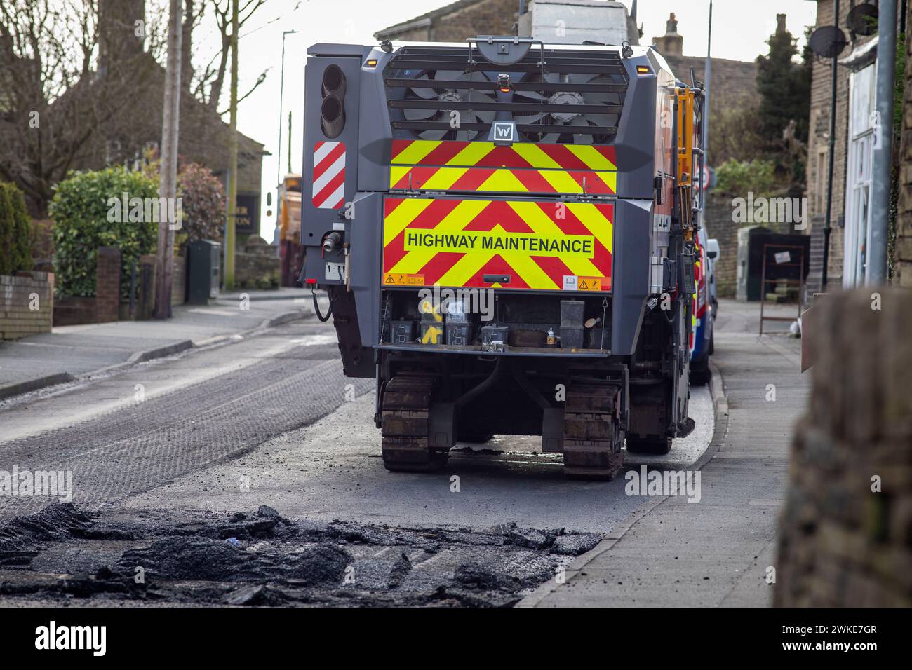 Tarmac stripping machine hi-res stock photography and images - Alamy