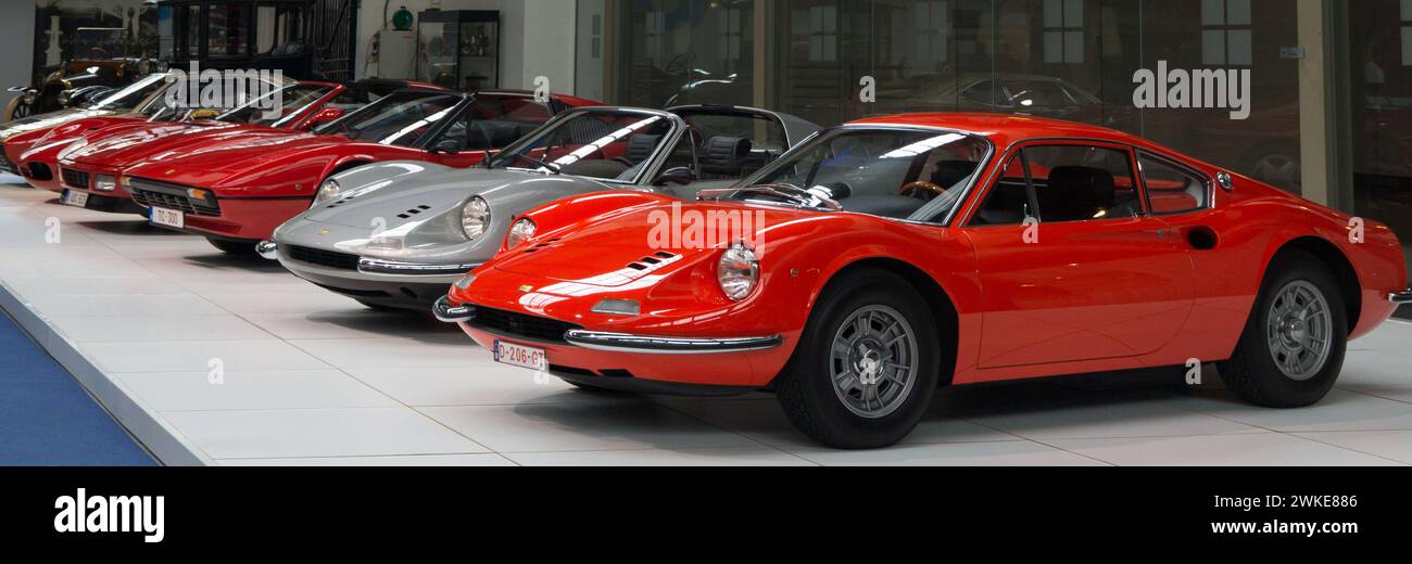 Classic car cars exhibit exhibition hi-res stock photography and images ...