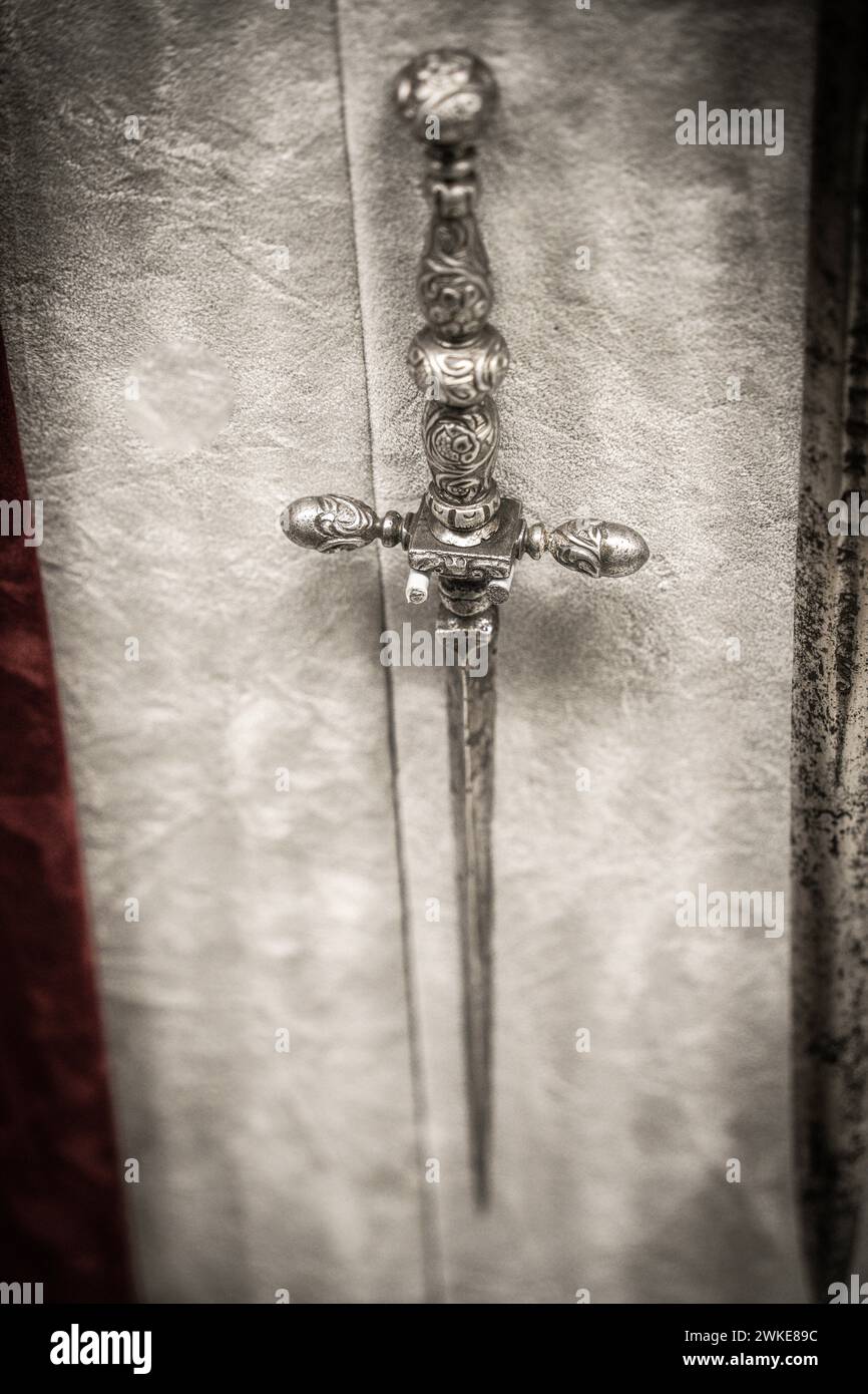 Italian stiletto, 17th century, Álava Armory Museum, Vitoria, Basque ...