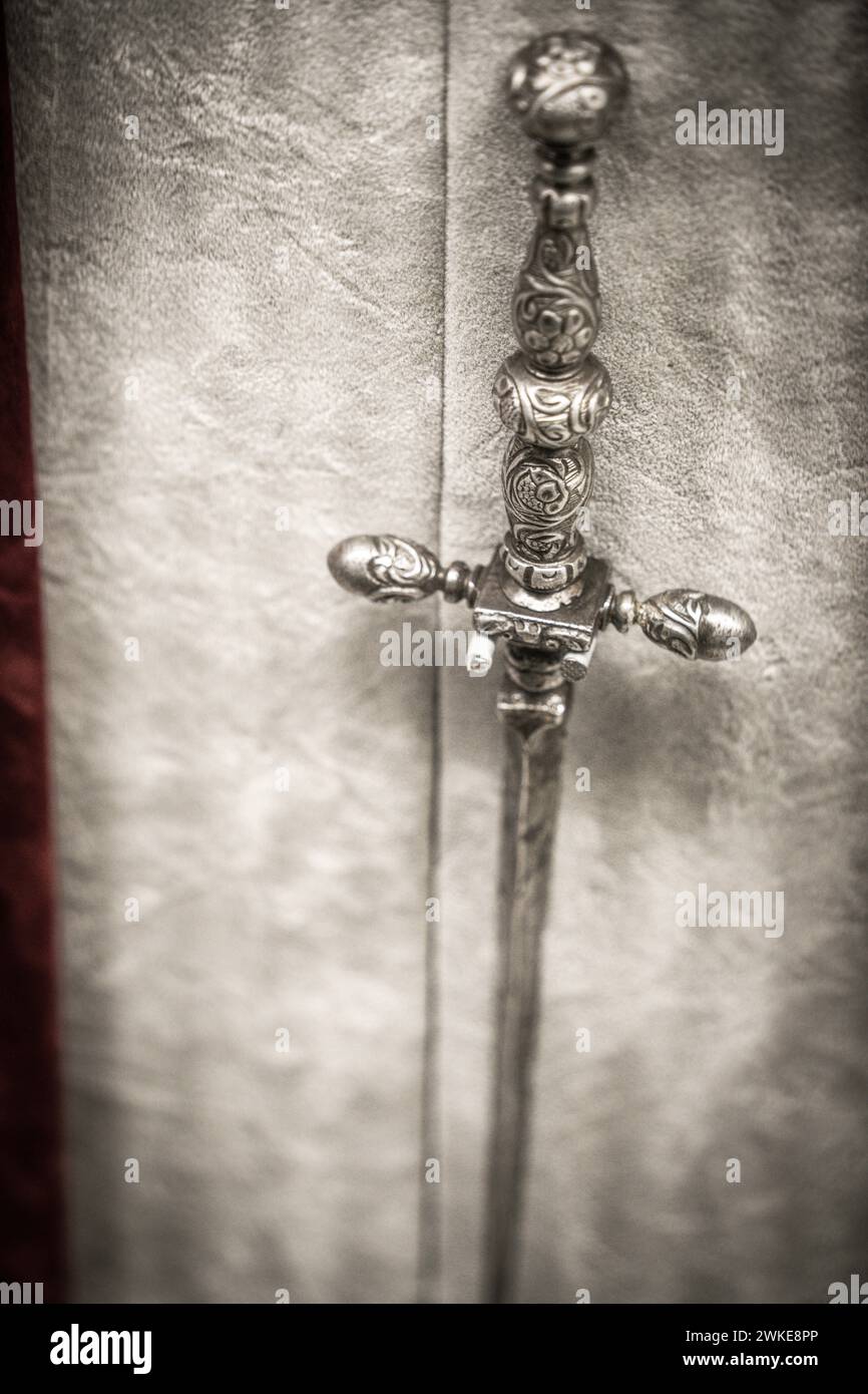 Italian stiletto, 17th century, Álava Armory Museum, Vitoria, Basque ...