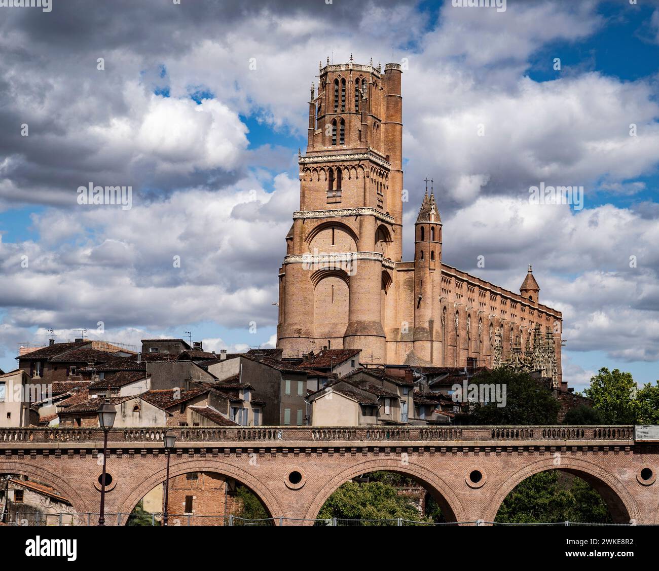 The town of Albi with the bridge, the river Tarn and the cathedral ...