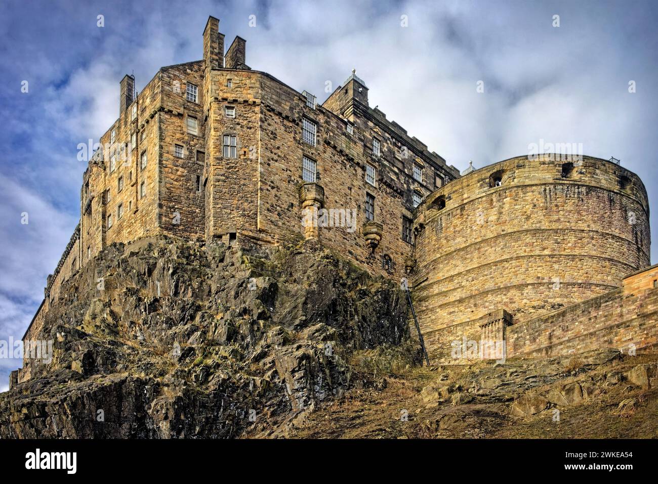 Edinburgh castle royal palace hi-res stock photography and images - Alamy