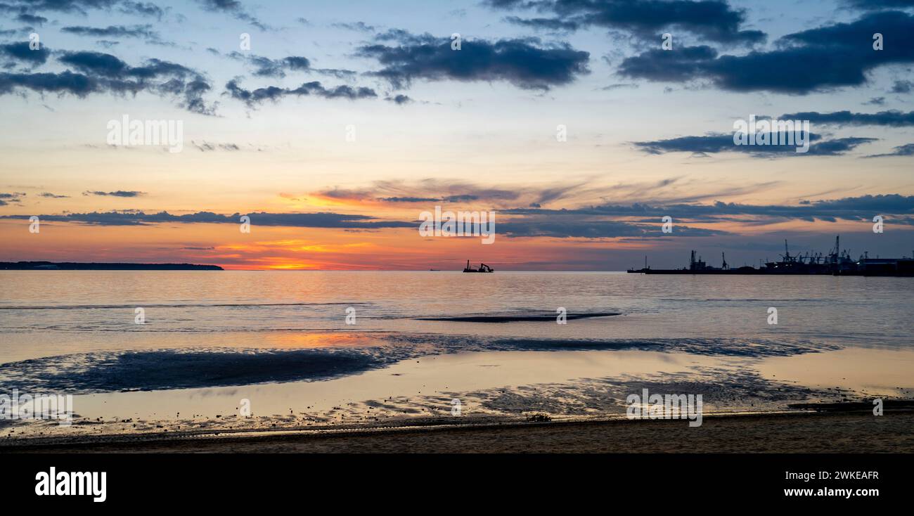 Tallinn bay hi-res stock photography and images - Alamy