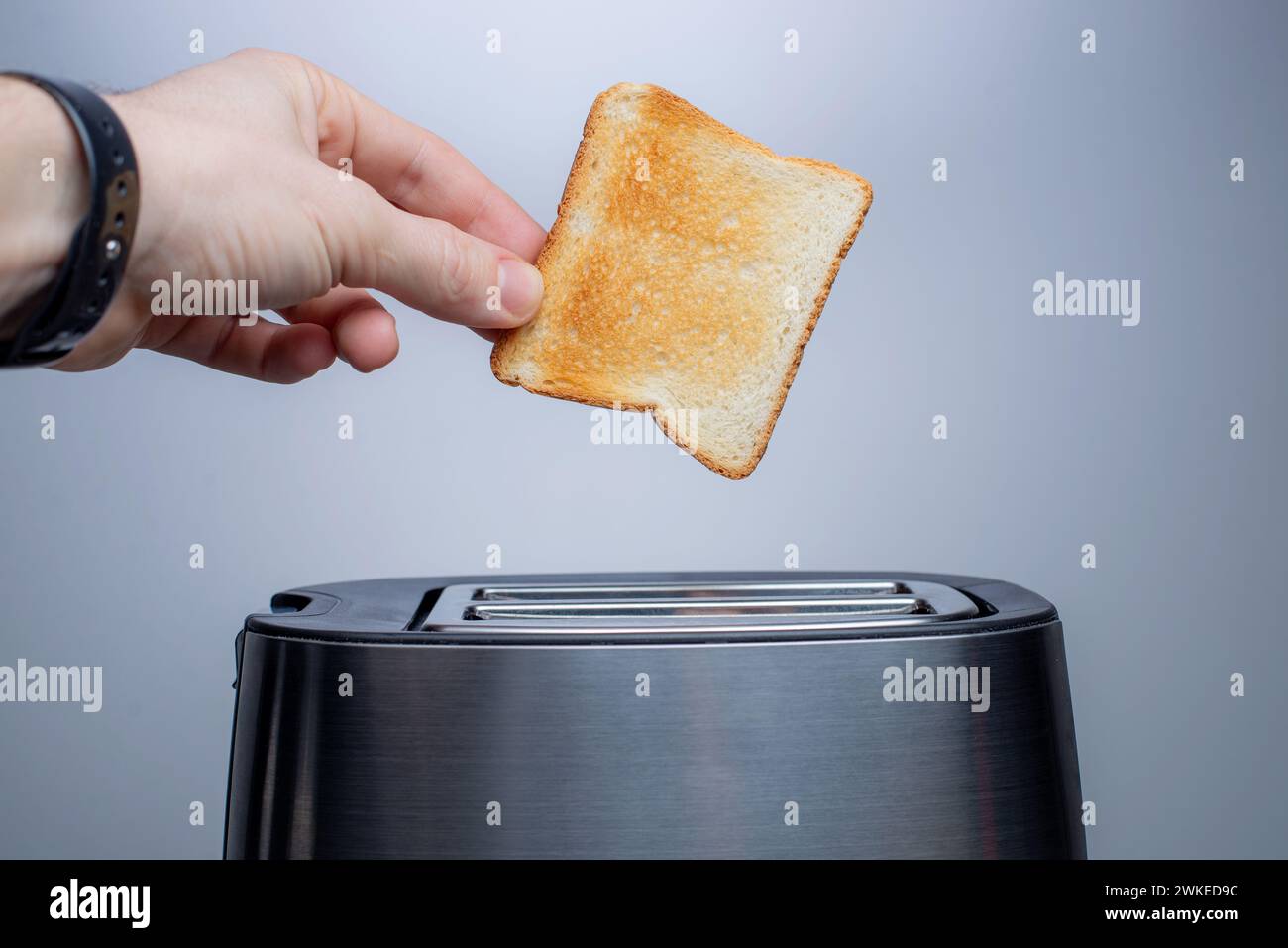 Preparing toasts hi-res stock photography and images - Alamy