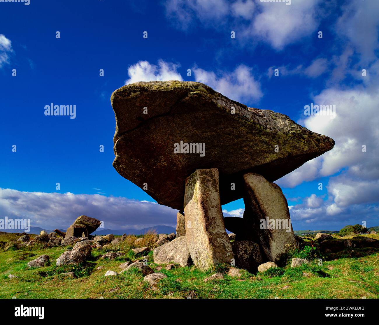 Kilclooney More Dolmen, Ardara, County Donegal, Ireland Stock Photo - Alamy