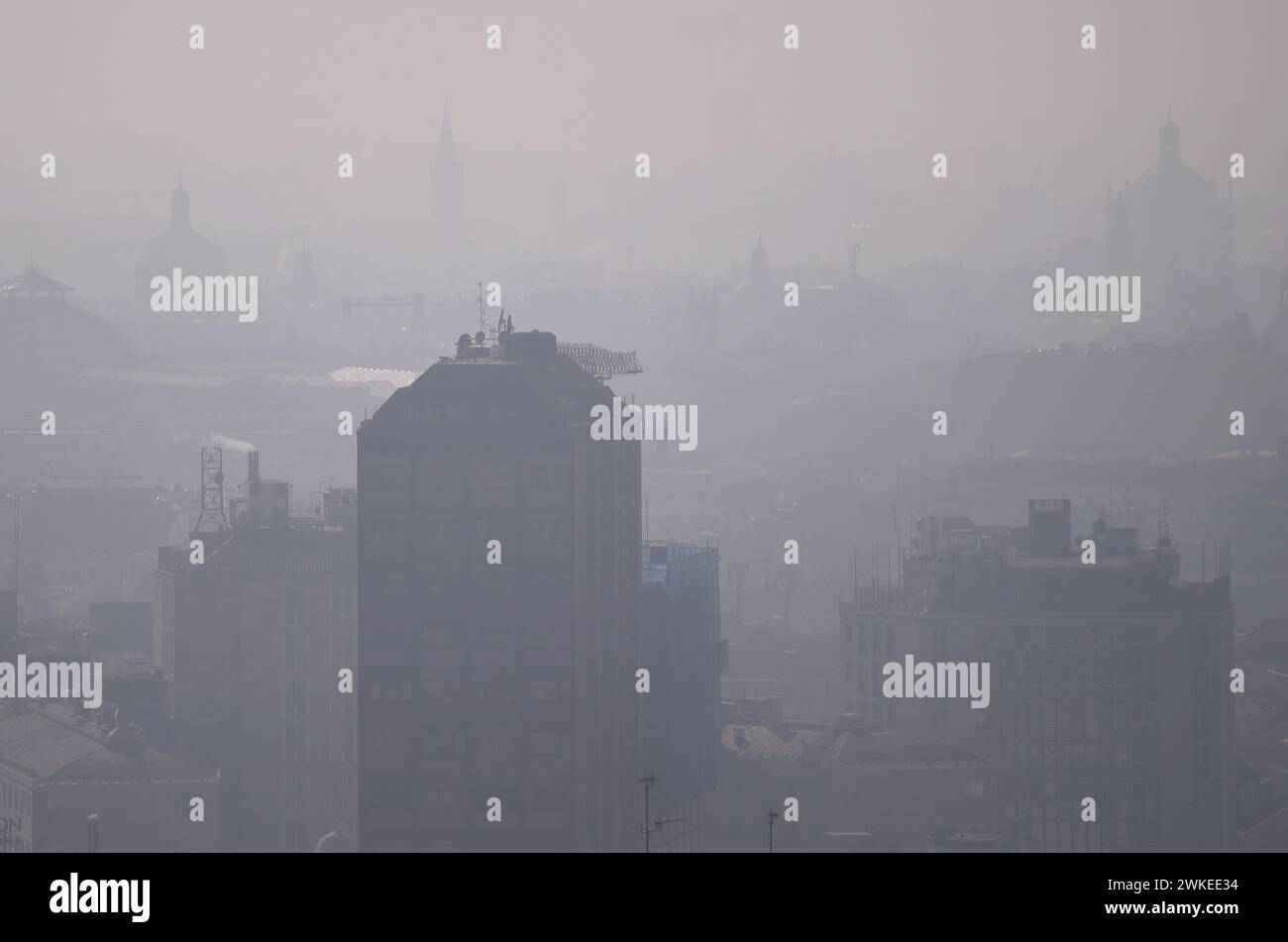 Milan, Italy. 20th Feb, 2024. Milan - Air pollution in Milan and ...