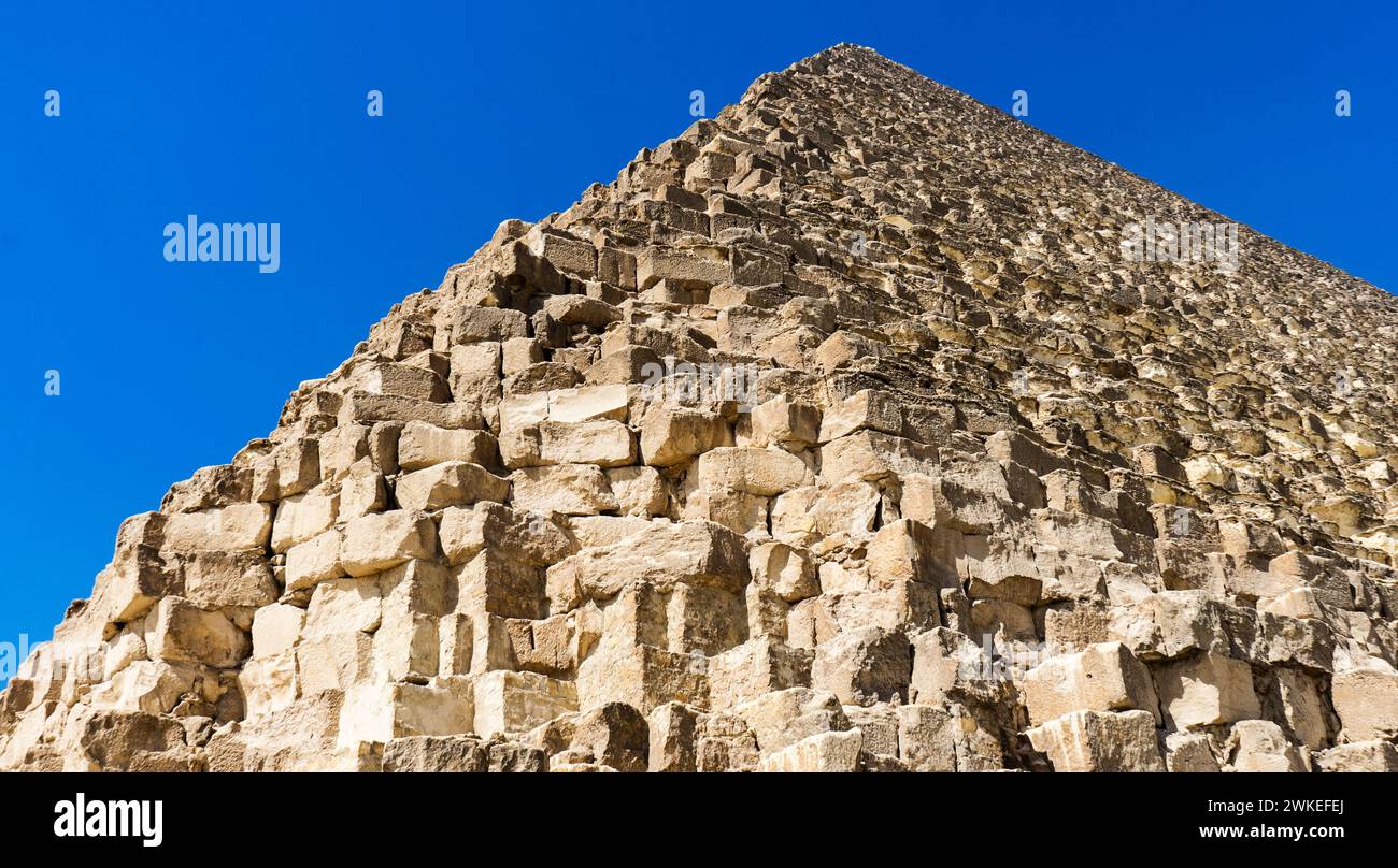 Pyramid hieroglyphics hi-res stock photography and images - Alamy
