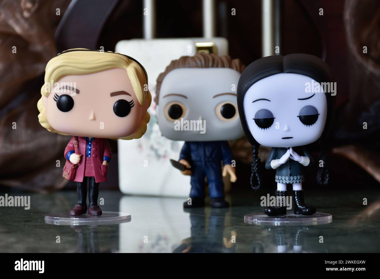 Addams family tv series hi-res stock photography and images - Alamy