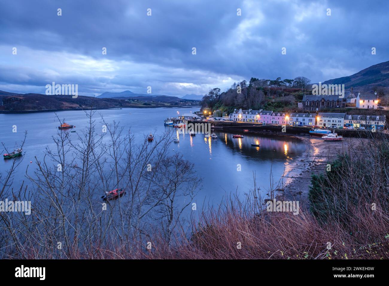 Instalaciones interiores hi-res stock photography and images - Alamy