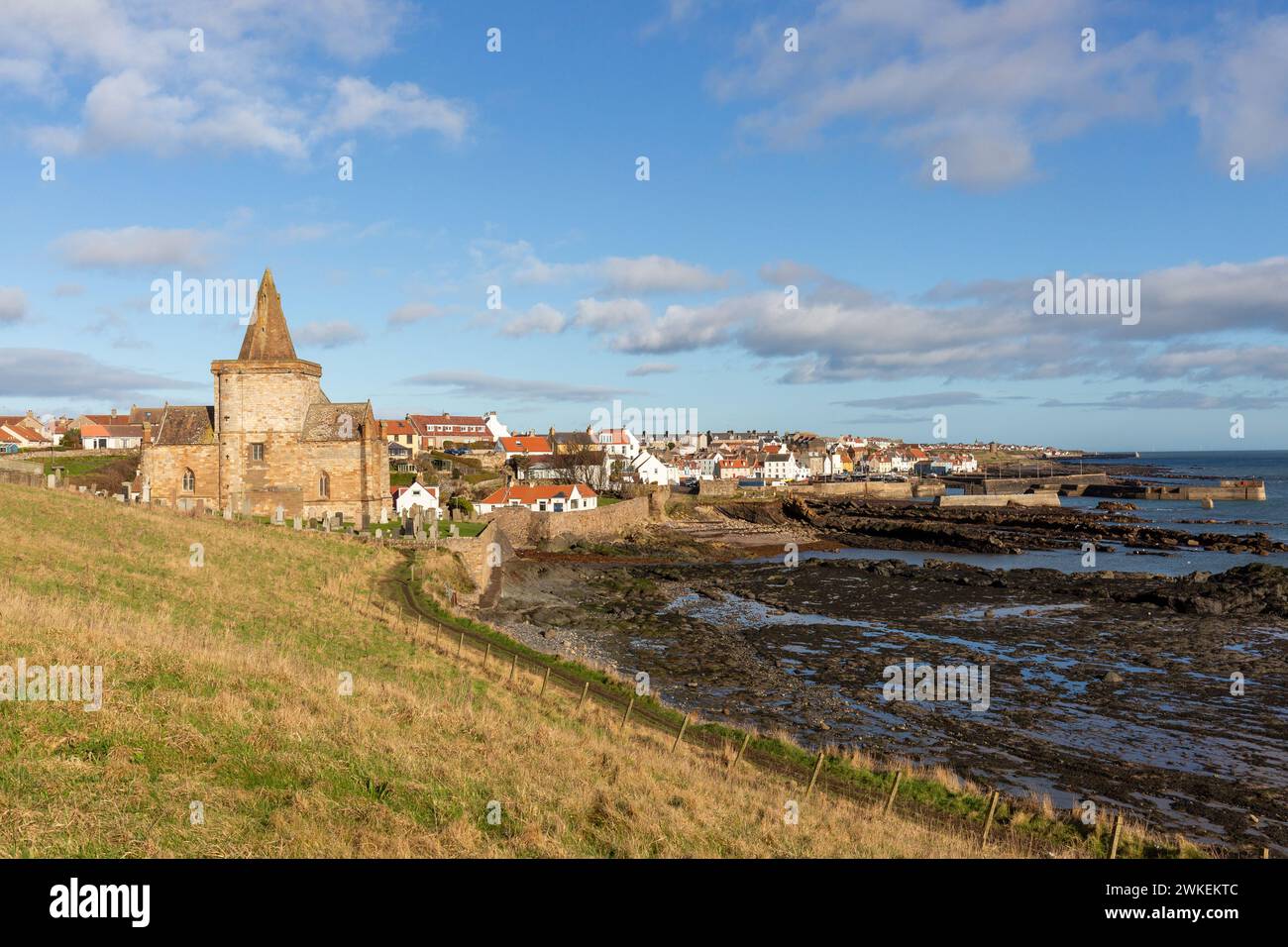 St. Monans Parish Church along the Fife Coastal Path Stock Photo - Alamy