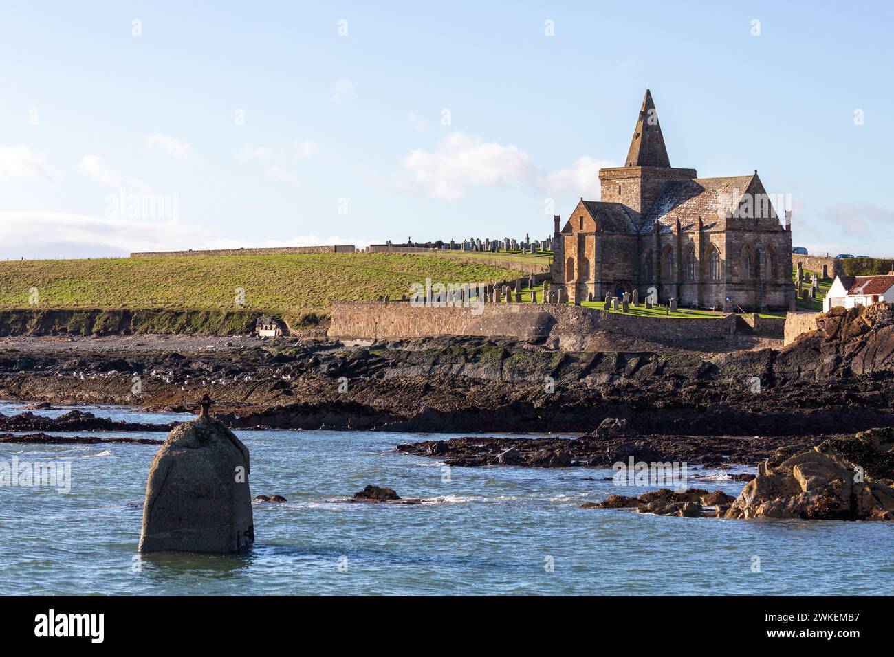 St. Monans Parish Church along the Fife Coastal Path Stock Photo - Alamy
