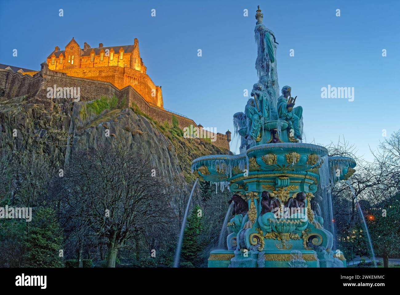 Edinburgh frozen fountain hi-res stock photography and images - Alamy