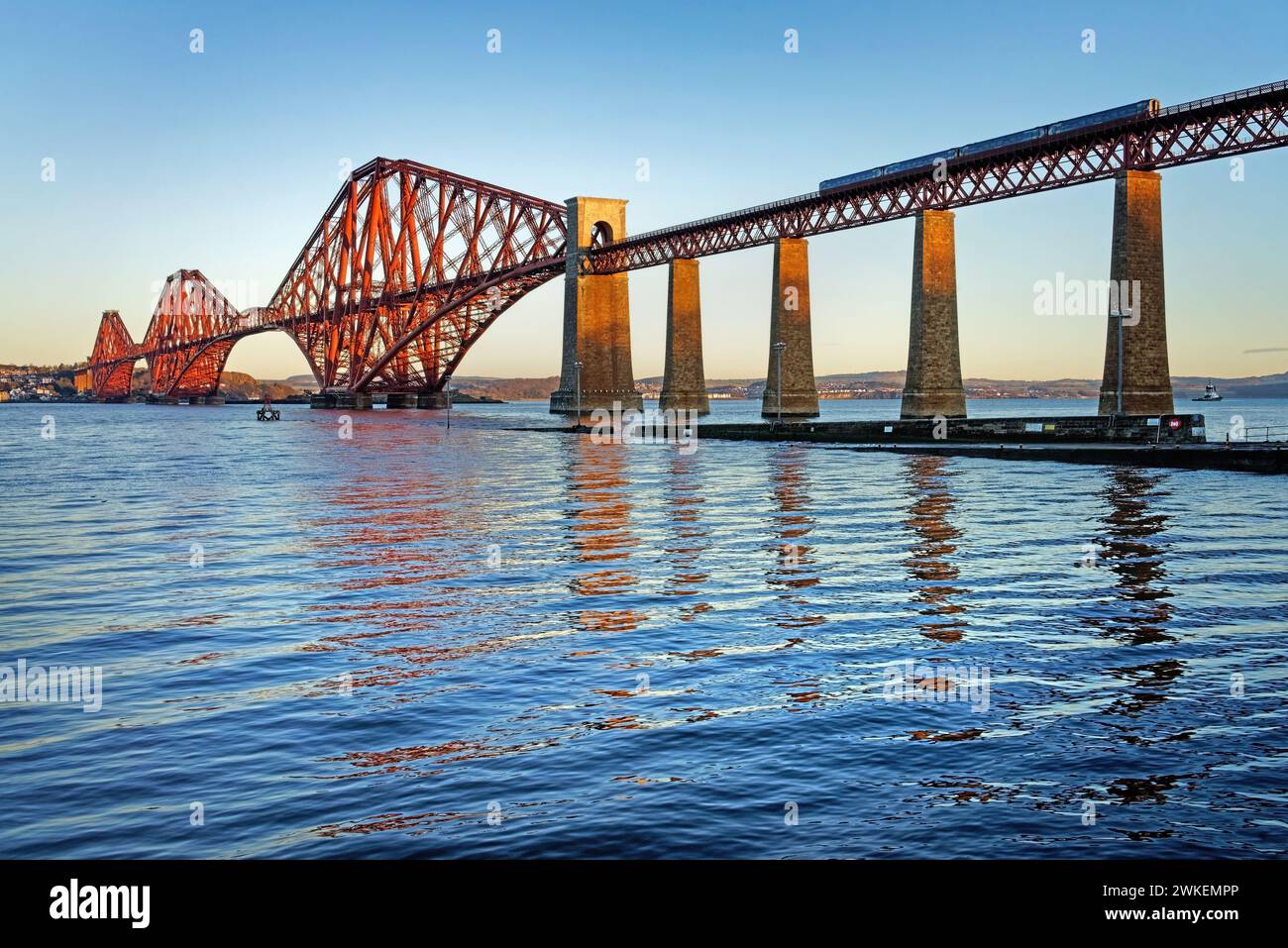 UK, Scotland, Forth Bridge crossing the Firth of Forth Stock Photo - Alamy