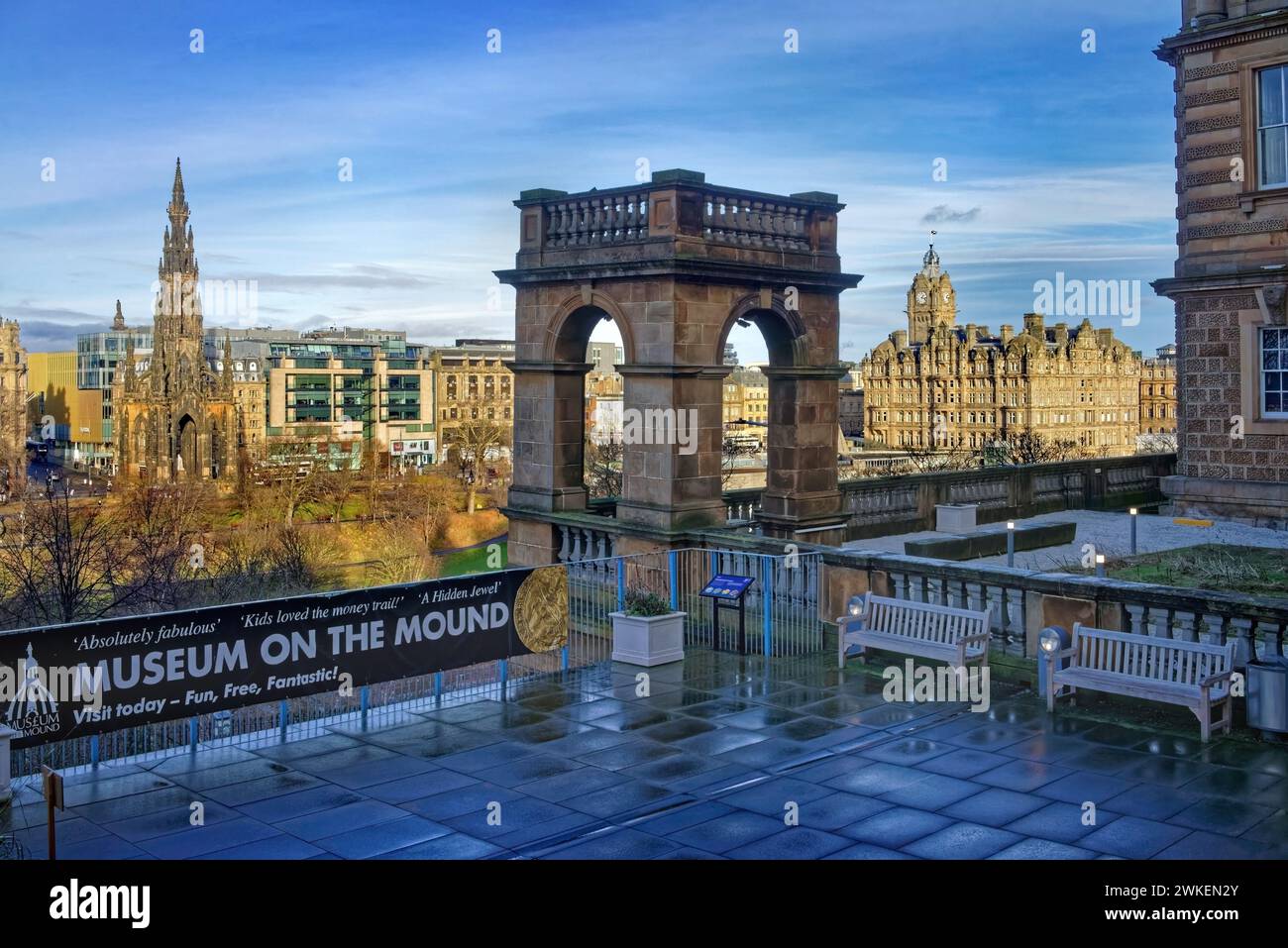 UK, Scotland, Edinburgh, Museum on the Mound Stock Photo - Alamy