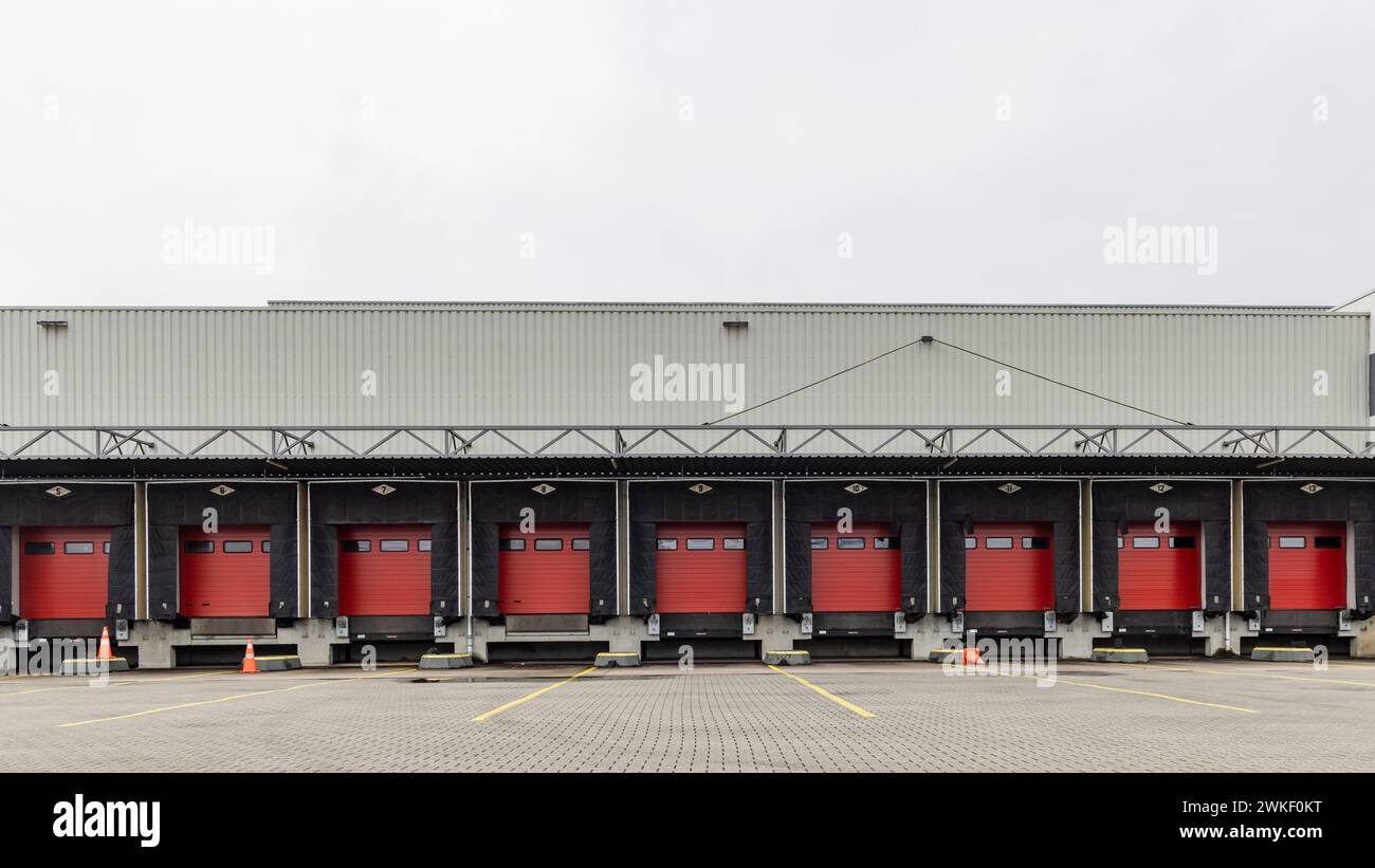 Row of red loading docks of a warehouse or distbution center Stock ...