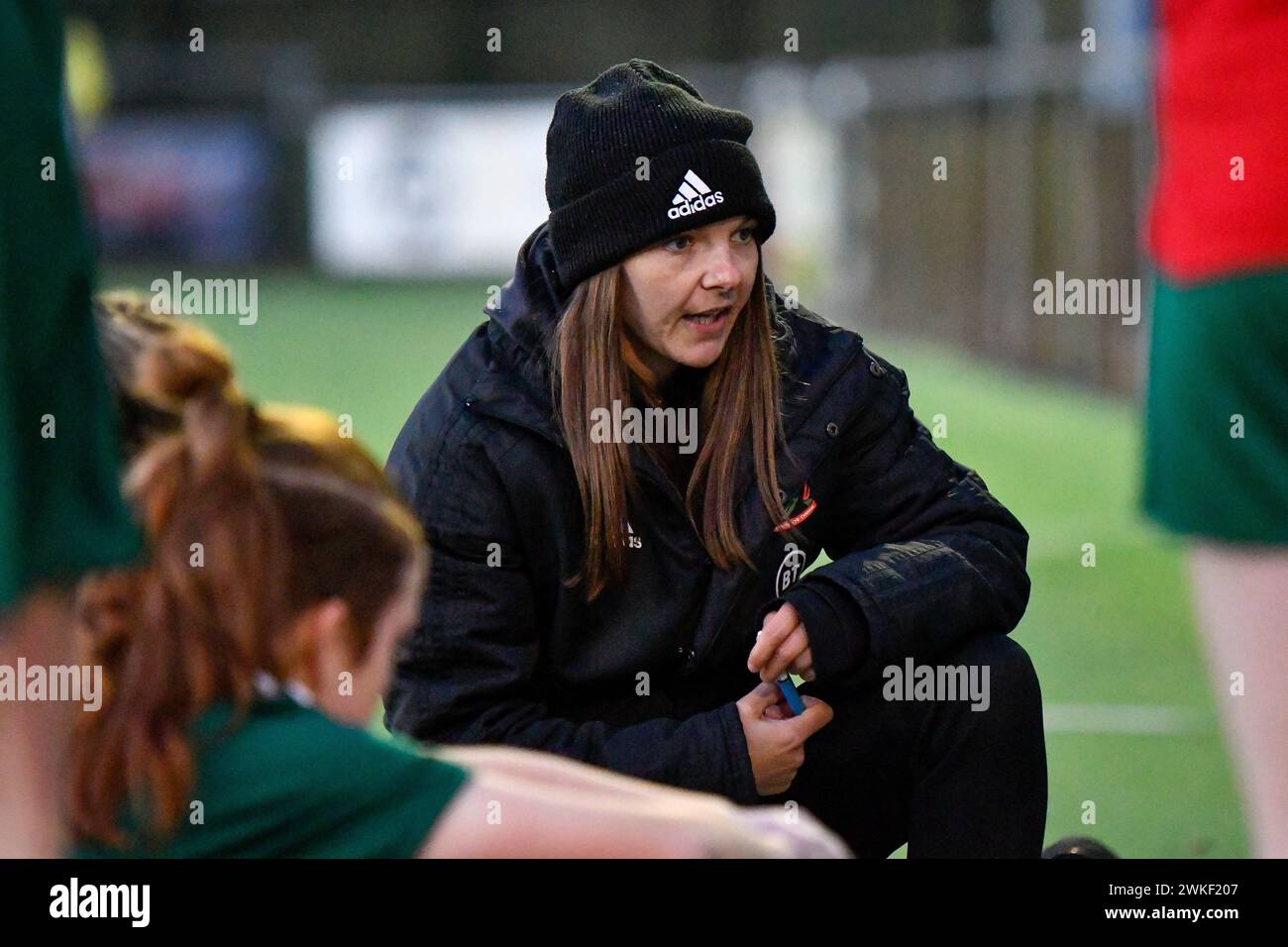 Coach speaking to media hi-res stock photography and images - Alamy