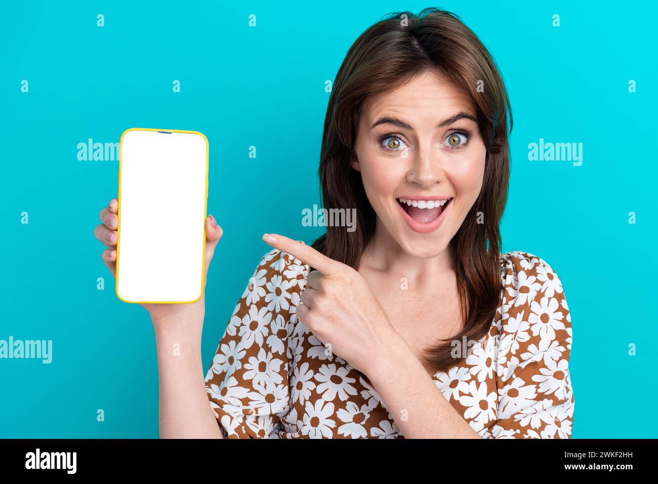 Portrait of young amazed girl surprised free trial application direct ...