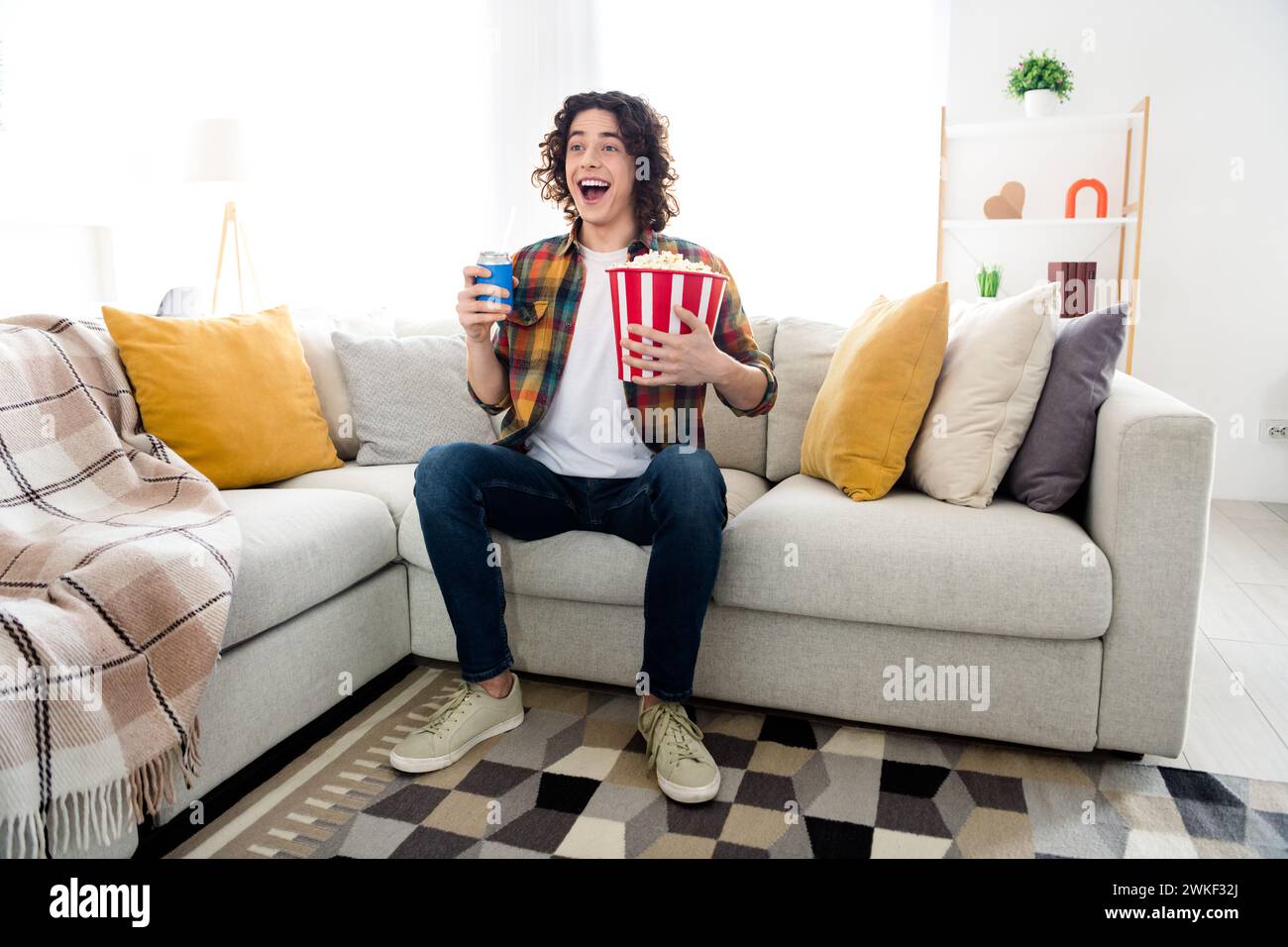 Young teen drinking soda hi-res stock photography and images - Alamy