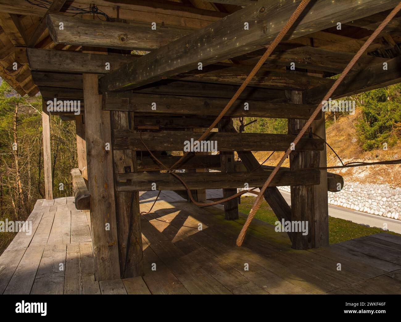 Logging cable hi-res stock photography and images - Alamy