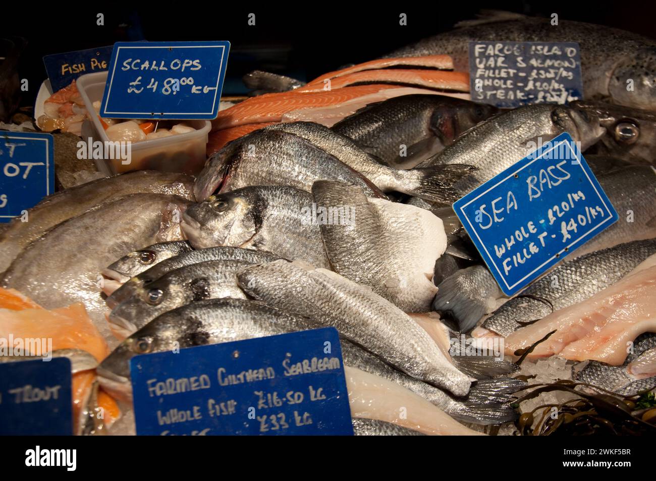 Fresh Fish Stall, Borough Market, Borough, Southwark, London, UK ...