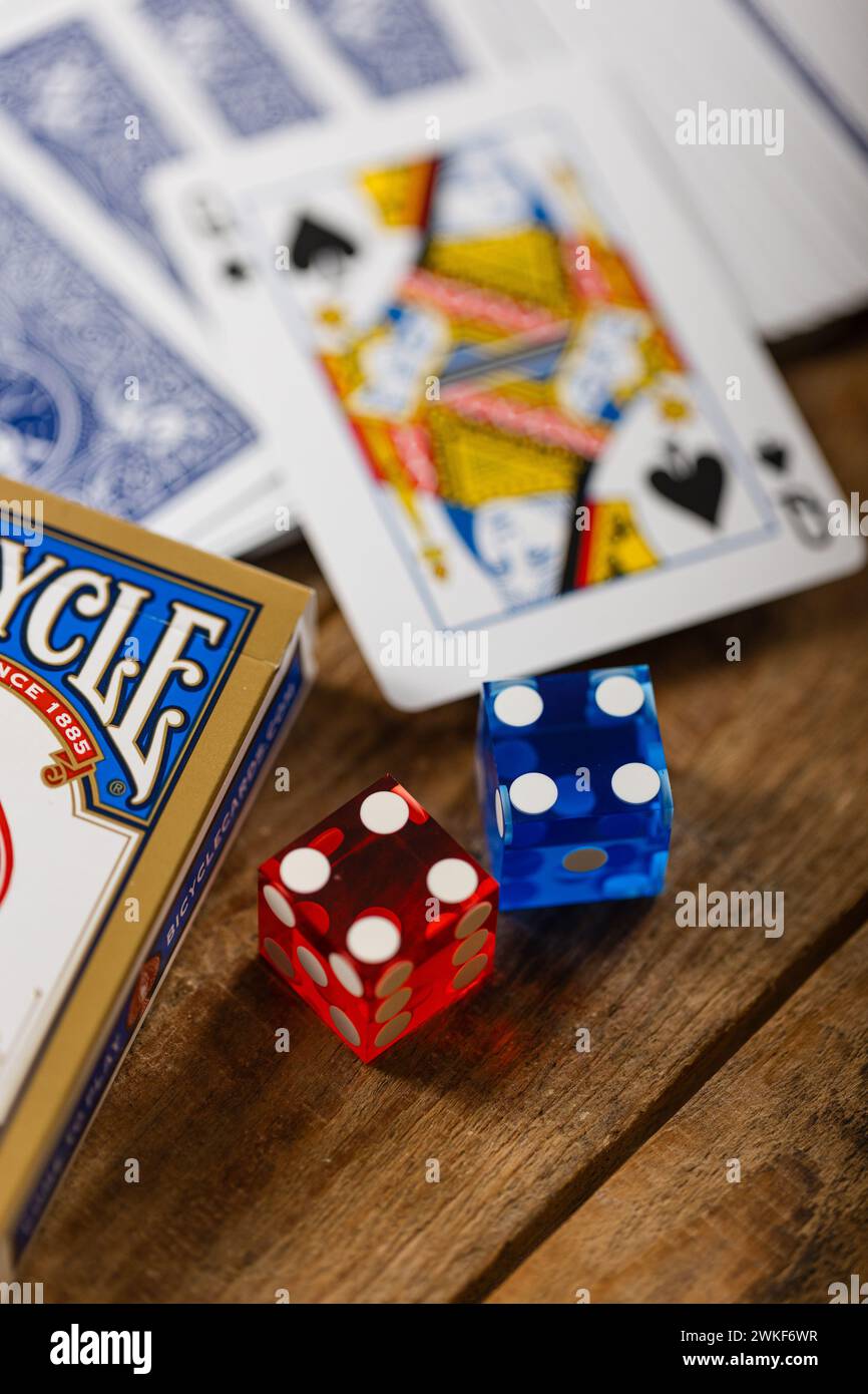 Dice and cards are an important part of the tricks of magic artists ...