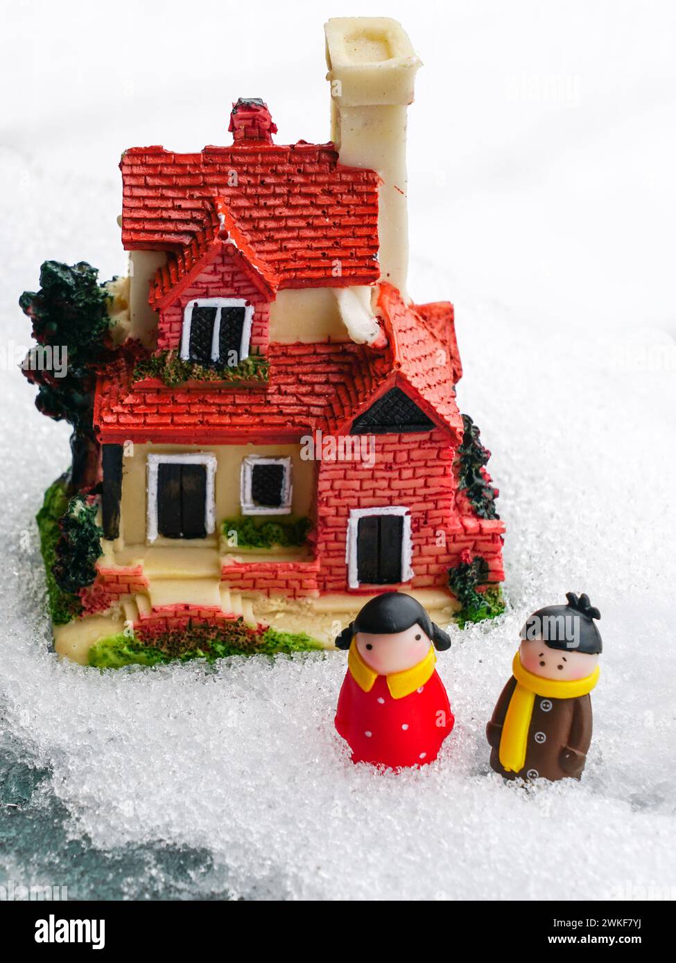Miniature snow man hi-res stock photography and images - Alamy