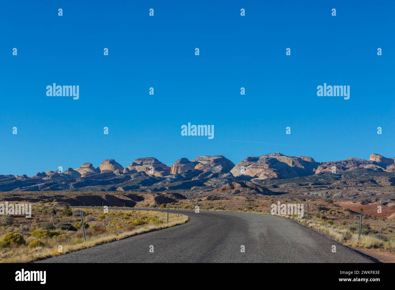 Road in the prairie country. Deserted natural travel background Stock ...