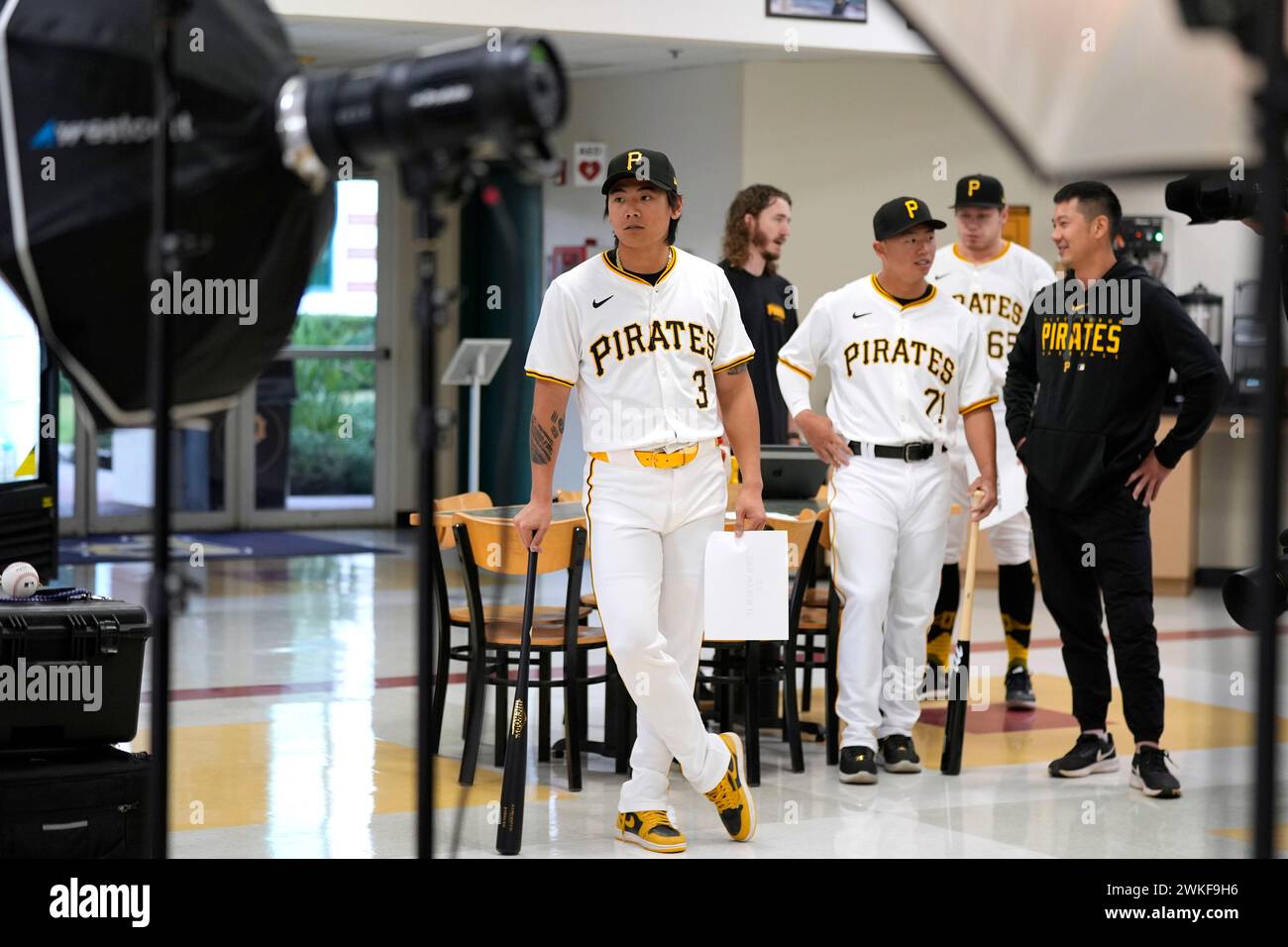 Pittsburgh Pirates infielder Ji Hwan Bae (3) waits to have his photo ...