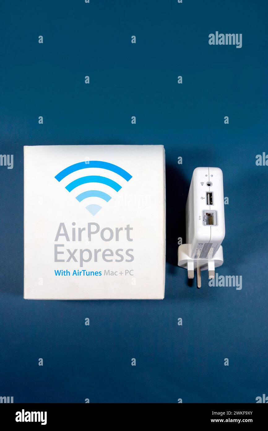 Apple Airport Express wifi hub network peripheral and packaging with ...
