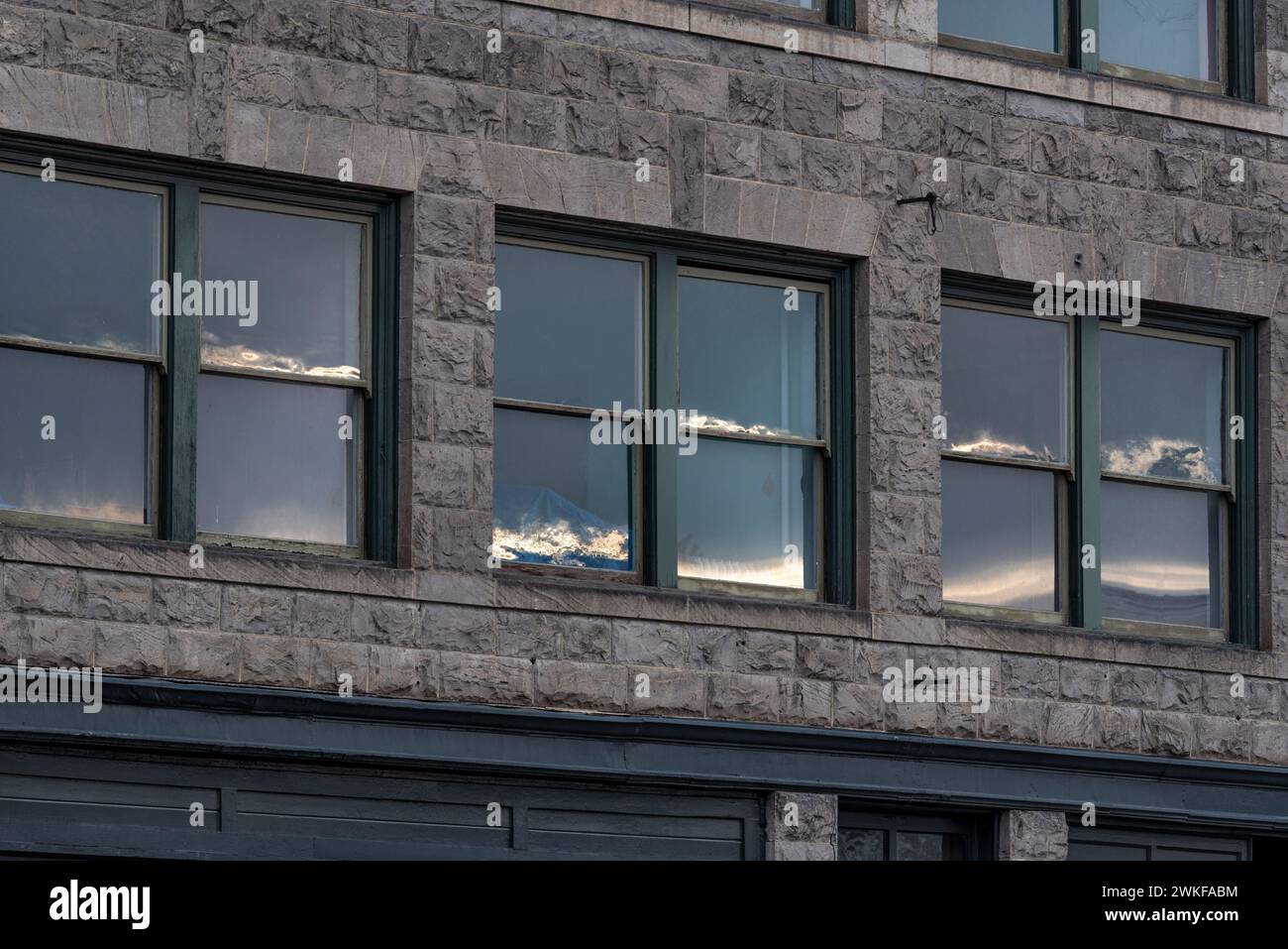 Windows in the rock hi-res stock photography and images - Alamy