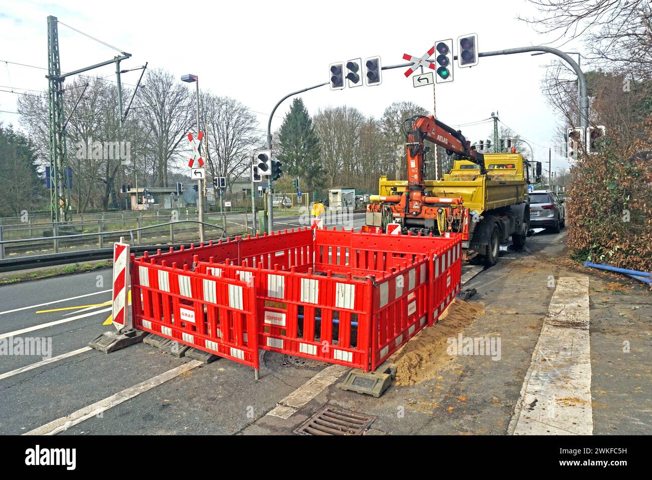 Baumaßnahmen behindern den Verkehrsfluss. Wartungsmaßnahmen an unterirdischen ...