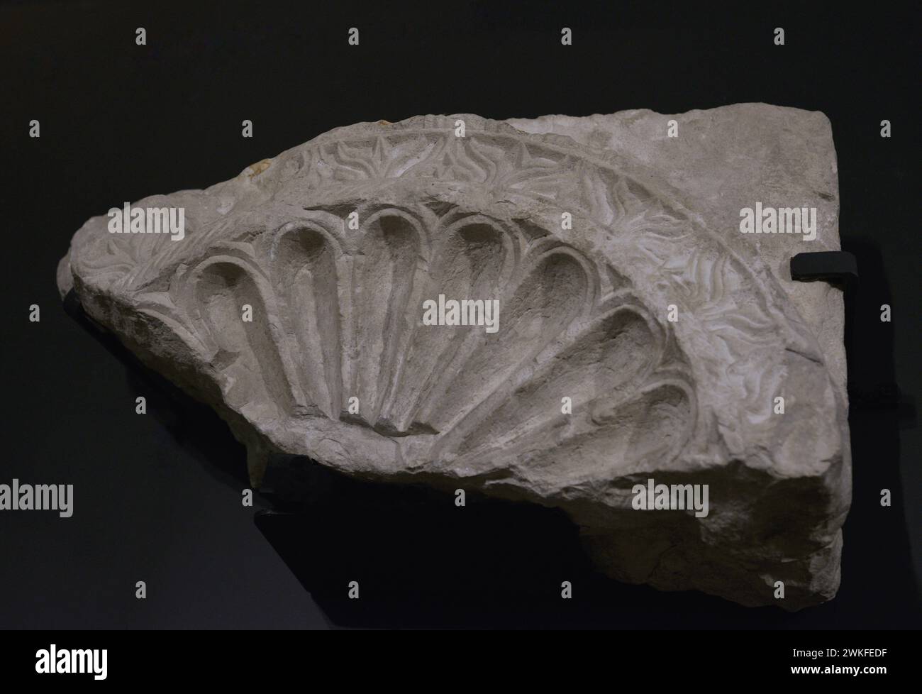 Fragment of the upper part of a niche plate, with a fairly complete ... Fragment of the upper part of a niche plate, with a fairly complete ...
