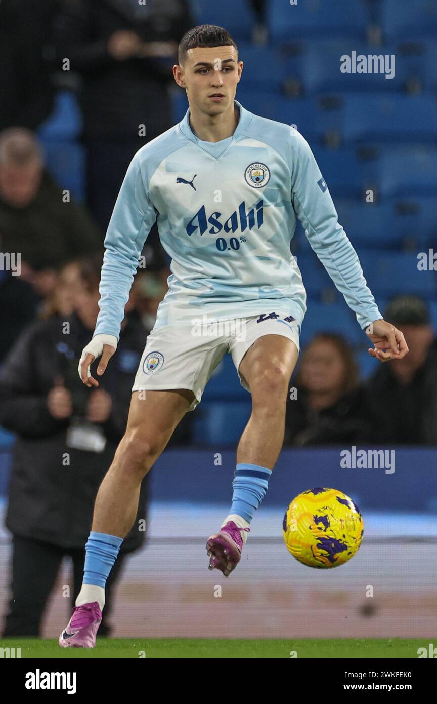 Phil Foden of Manchester City in the pregame warmup session during the ...